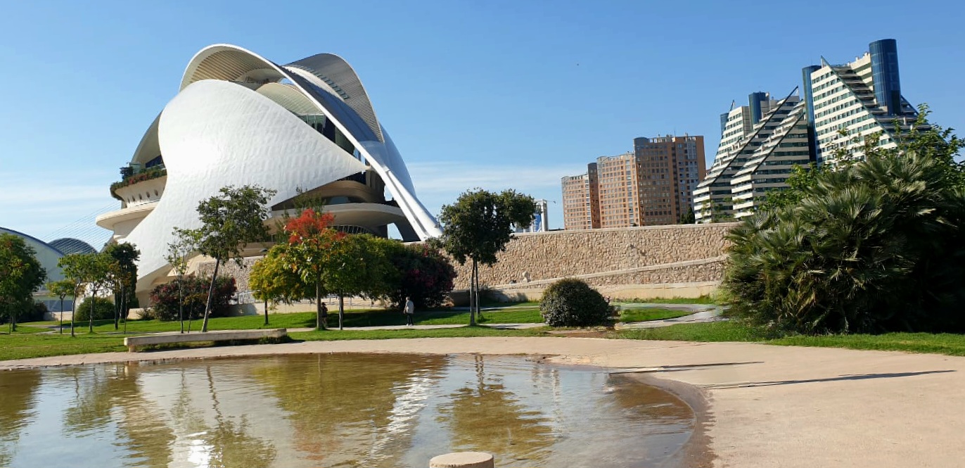 Ce atractii turistice sa vizitezi in Valencia? Destinatia perfecta ...